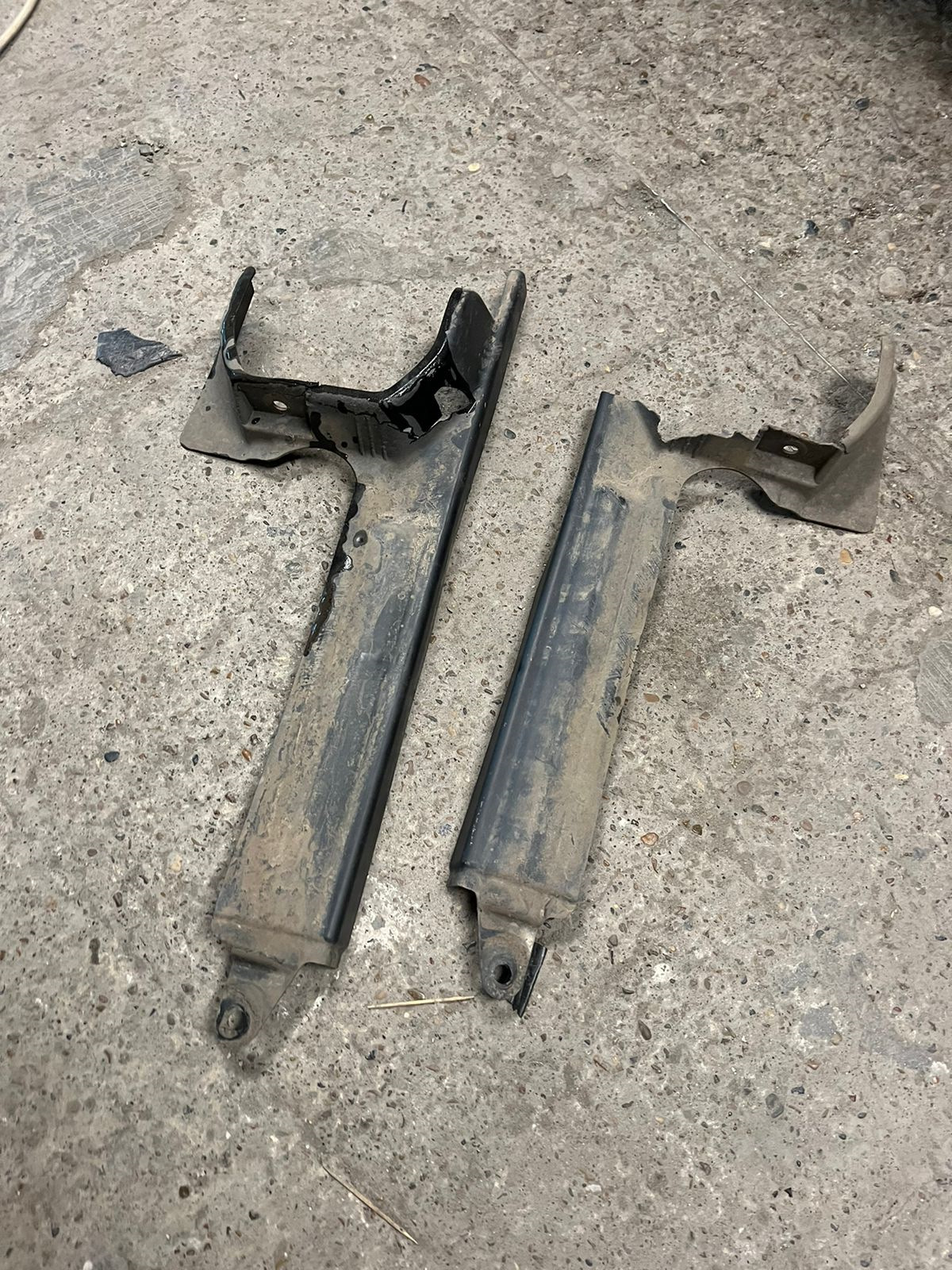 10. Доводим до ума часть 4: коврики в перед и багажник, магнитола ...