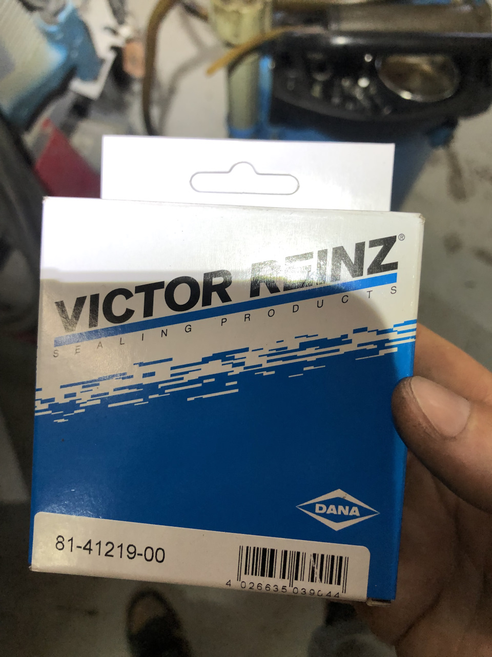 814121900 Уплотняющее кольцо, коленчатый вал VICTOR REINZ | Запчасти на ...