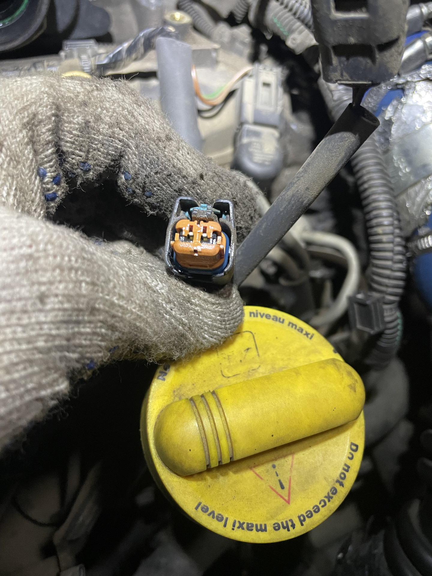 Плавает холостой ход К9К. Решено. — Renault Duster (1G), 1,5 л, 2016 ...