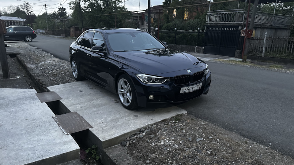 ВОПРОС: у кого доустановленный entrynav с опцией 606? — BMW 3 series ...