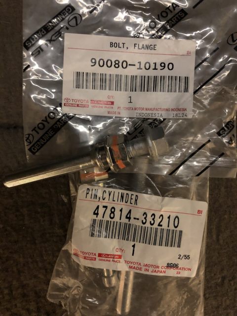 4781433210 Направляющая суппорта тормозного заднего TOYOTA LEXUS ...