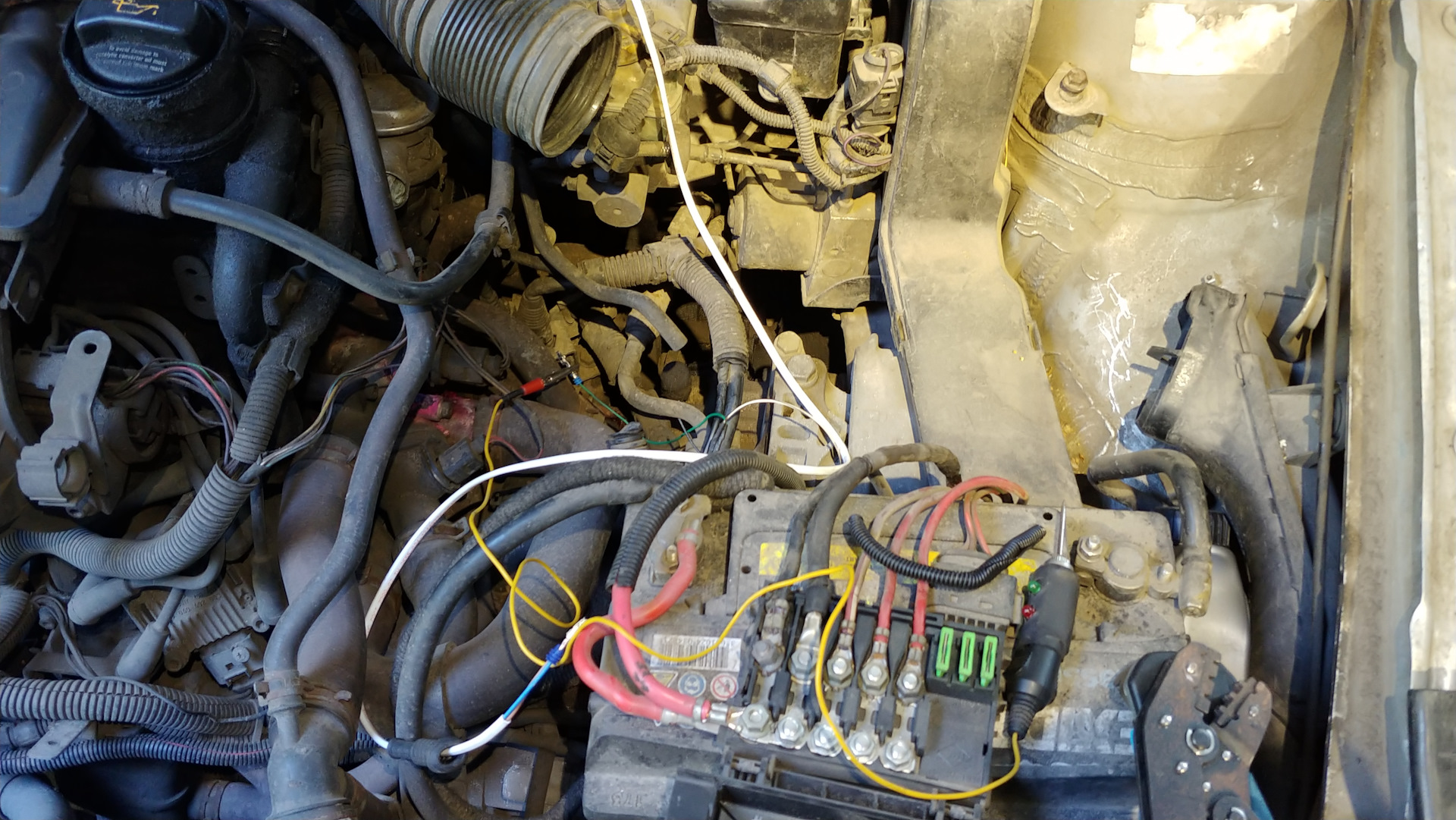 00297 — датчик числа оборотов КП G38 — Volkswagen Golf Mk4, 1,6 л, 2003 ...