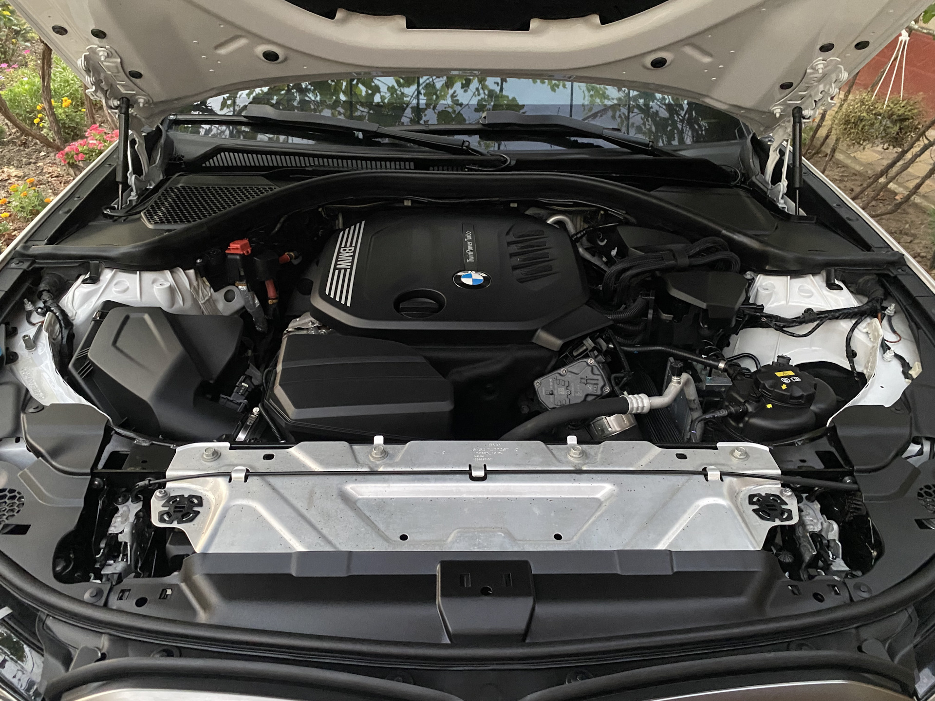 Пластиковая защита под капот — BMW 3 series (G20), 2 л, 2019 года ...