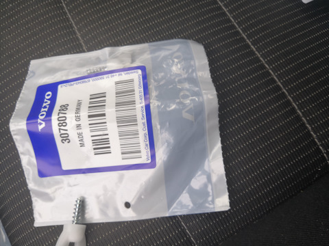 30780788 Барашковый винт Volvo | Запчасти на DRIVE2