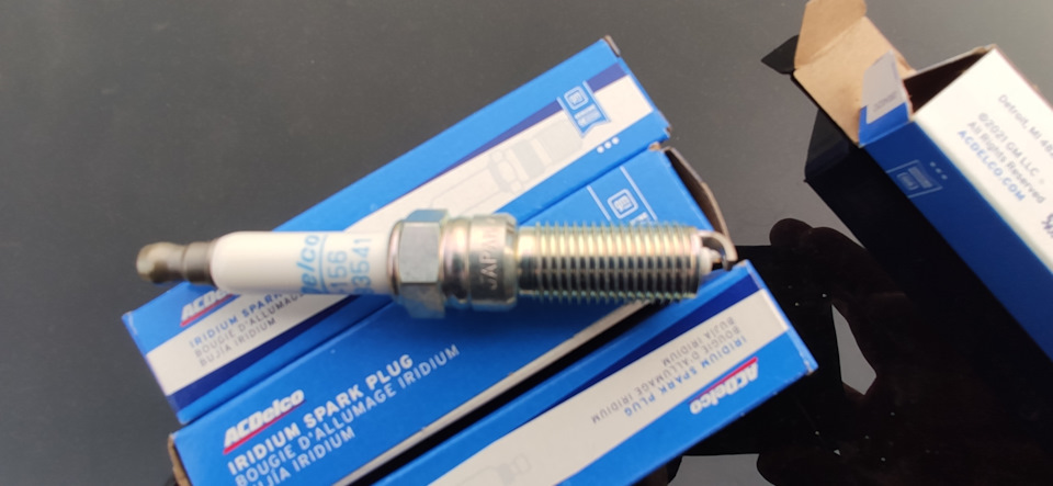 Замена свечей acdelco 41-156 — Chevrolet Cruze (2G), 1,4 л, 2018 года ...