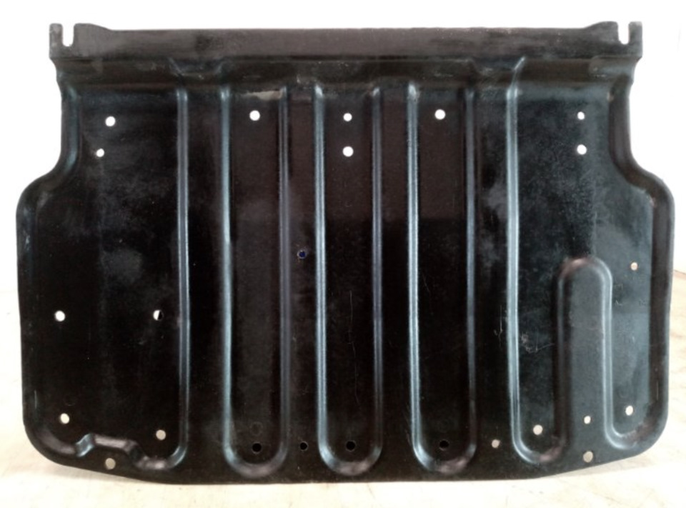 Поменял и покрасил защиту и беспроводной CarPlay. — Mitsubishi Pajero ...