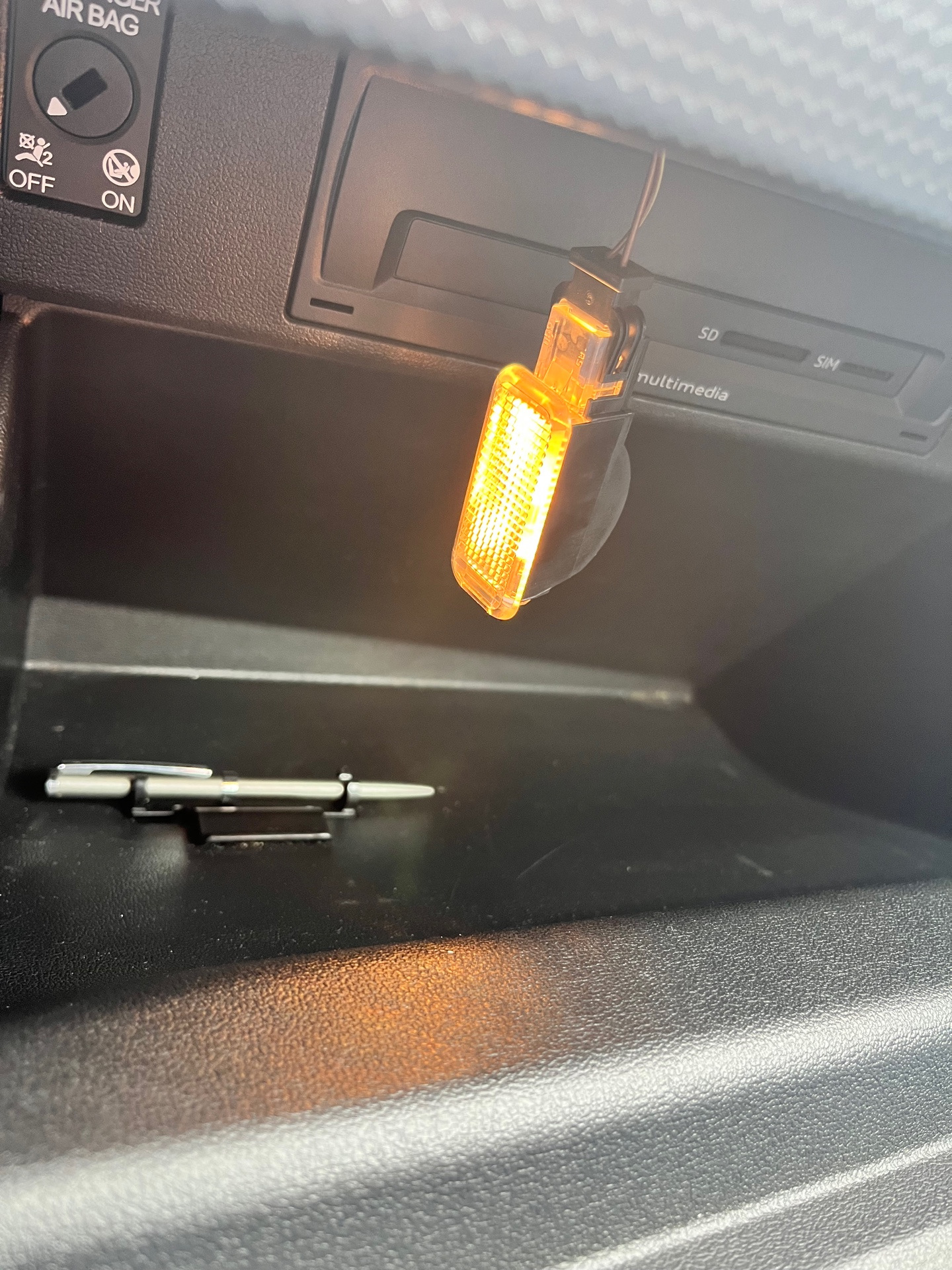 Улучшение №1 (замена подсветки салона) — Audi A1 (2G), 2 л, 2019 года ...