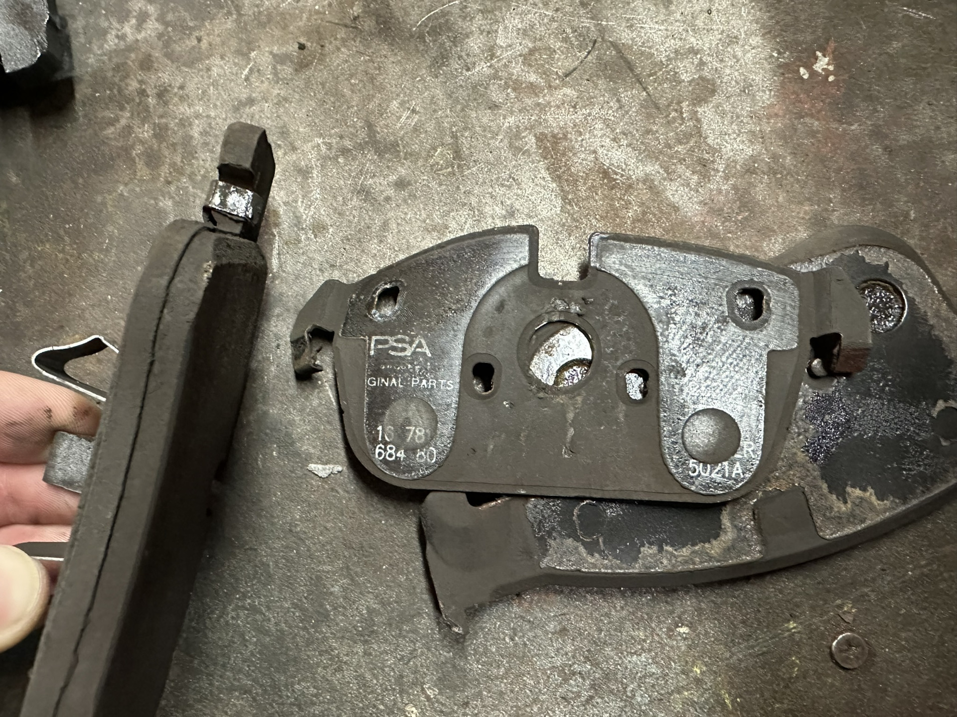 Замена тормозных колодок + зимние тапки + постановка на учет — DS 7 ...