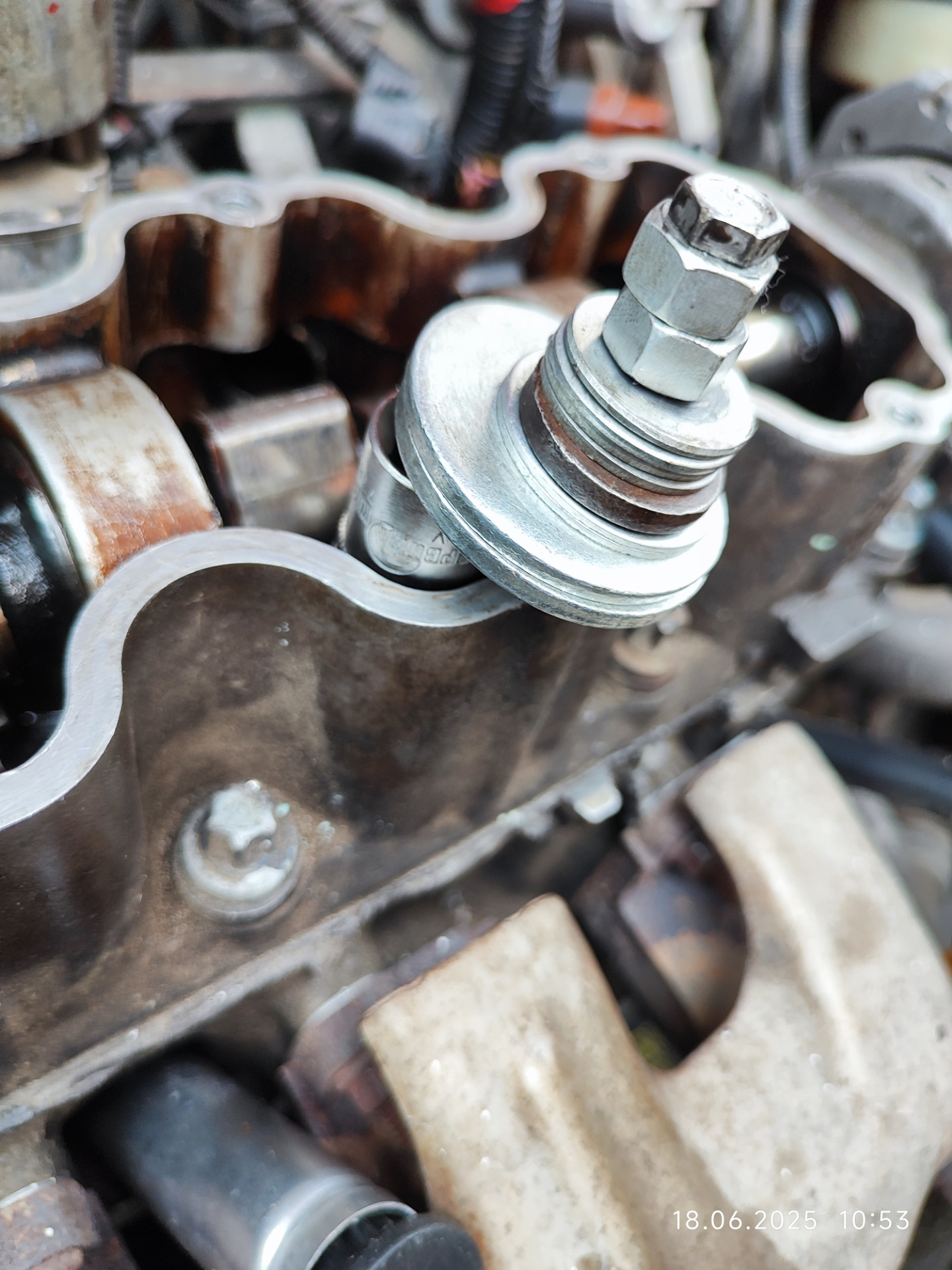 заменил гидрокомпенсаторы и рокера a15sms — Daewoo Nexia (N150), 1,5 л, 2008 года | своими ...