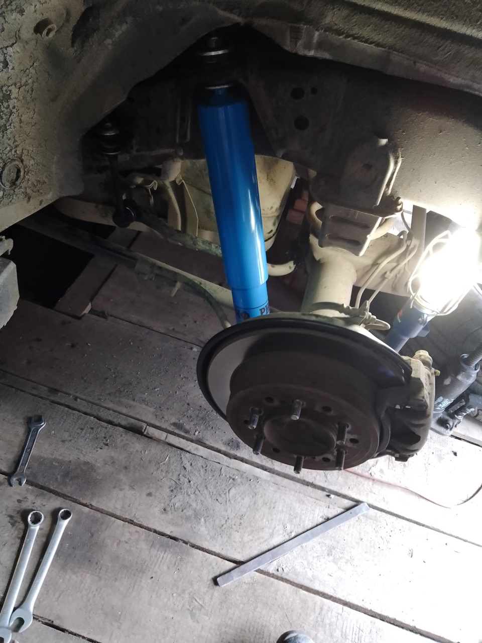 Замена амортизаторов РИФ. — Toyota Land Cruiser Prado 120-series, 2,7 л ...