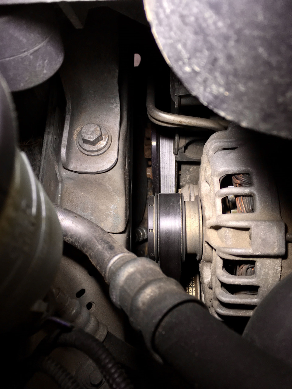 Замена правой ступицы FAG 713660460 — Volvo XC70 III, 2,4 л, 2012 года ...