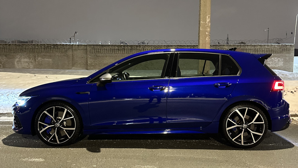 Volkswagen Golf R Mk8 2.0 бензиновый 2022 | Blue Devil на DRIVE2