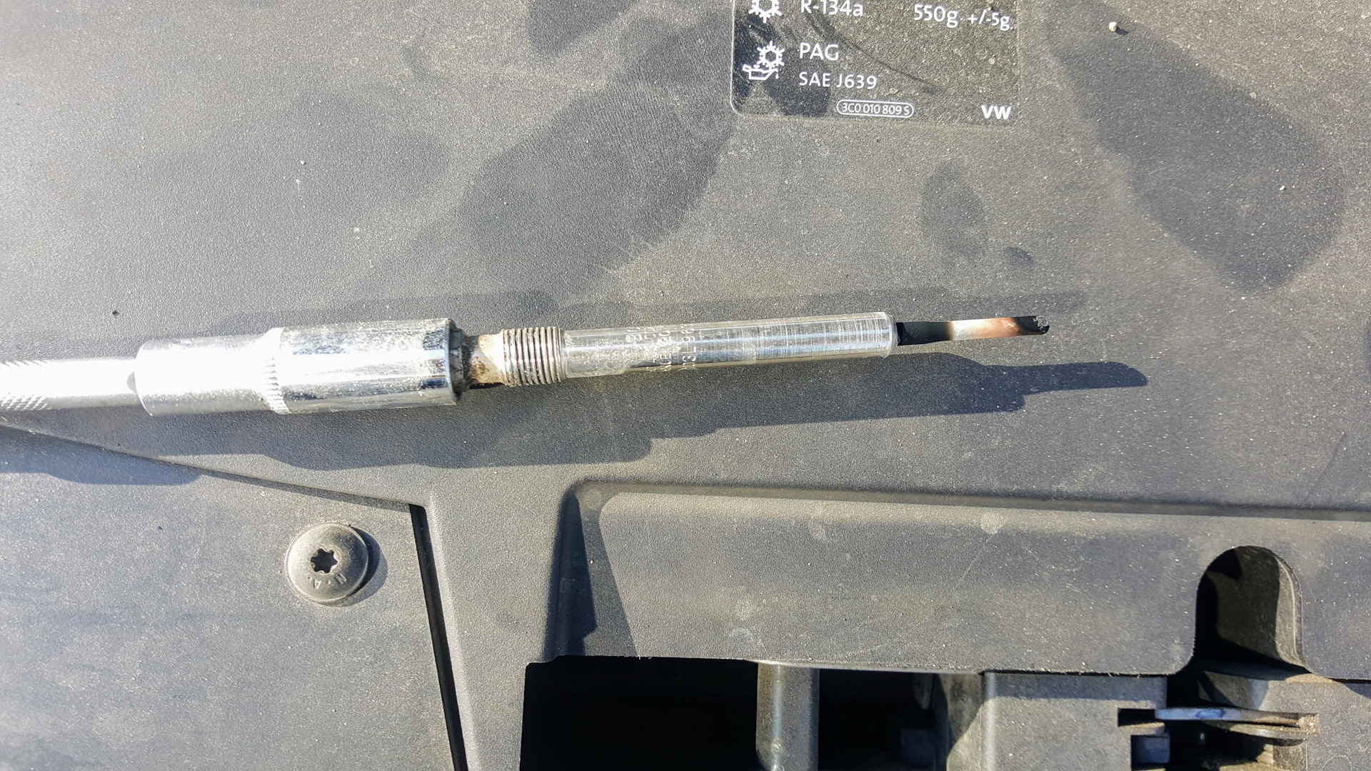 Свечи накала — Denso DG-193 — Volkswagen Passat B7, 2 л, 2012 года ...