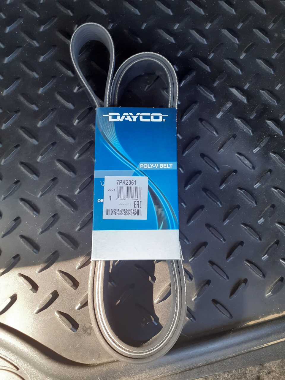 Ремонт заднего правого суппорта, замена навесного ремня — Honda Civic ...