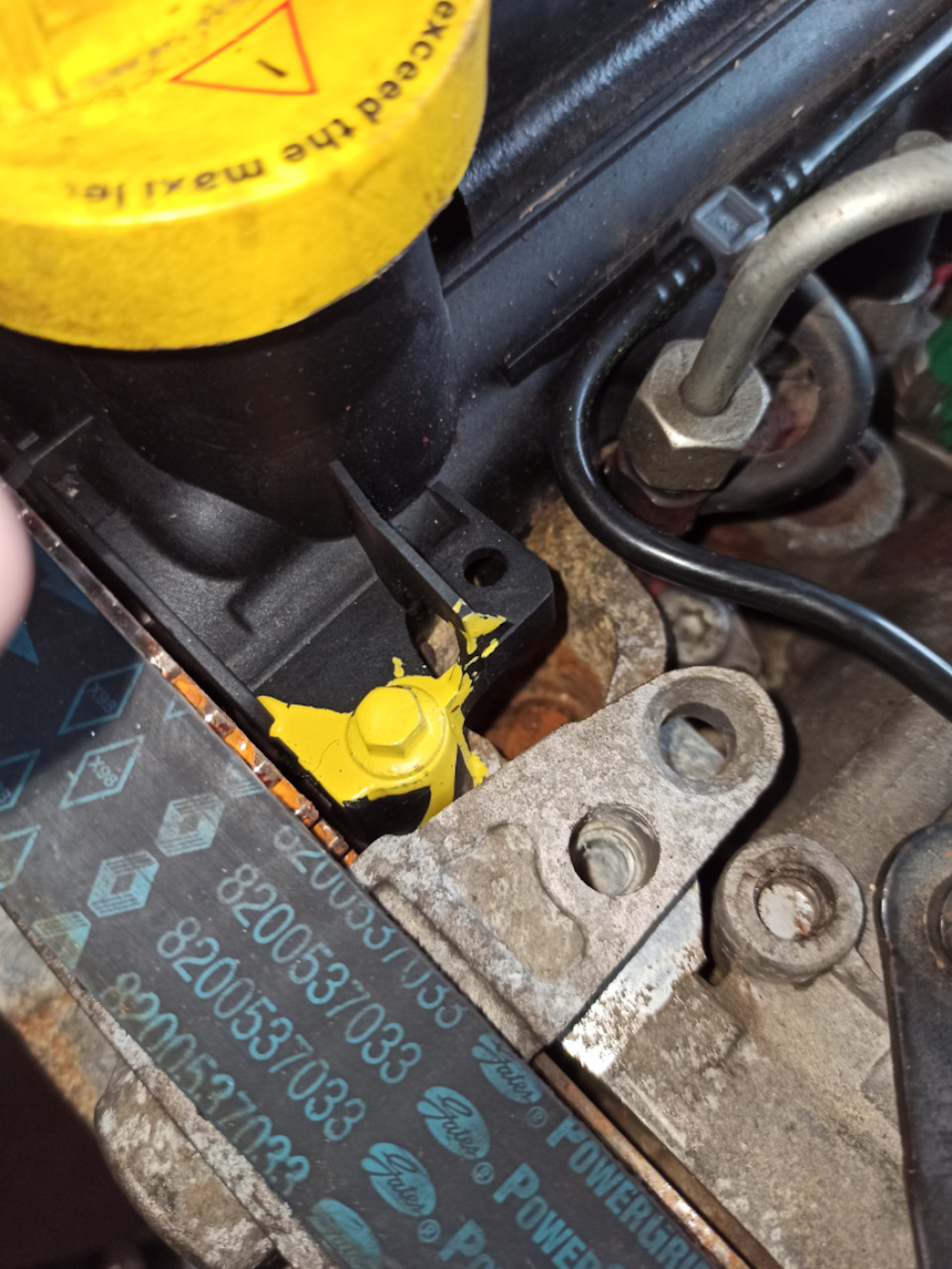 8200537033 Ремень грм 180см (зубч) RENAULT | Запчасти на DRIVE2