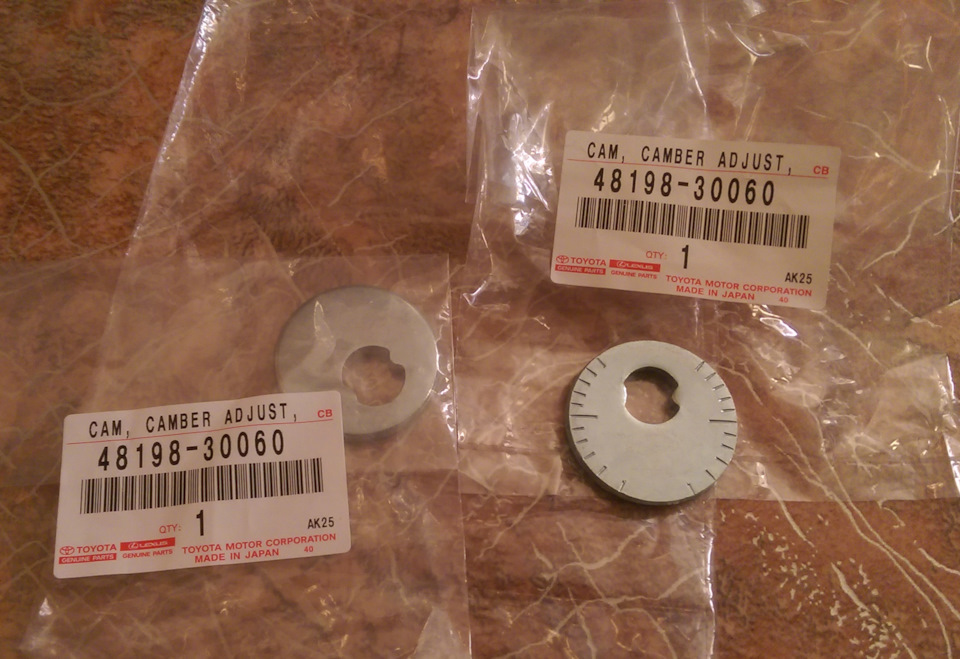 Замена передних рычагов и шаровых опор — Toyota Crown (S200), 3 л, 2010 ...