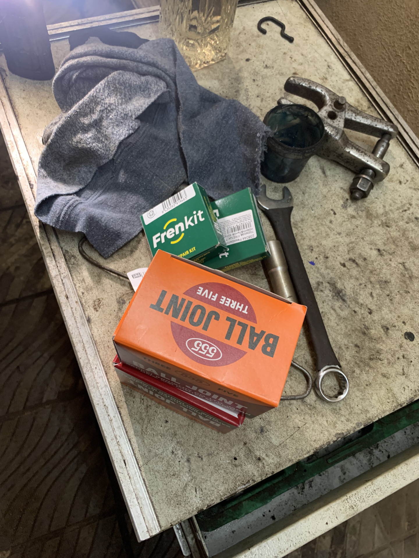 Замена передних верхних шаровых — Honda Accord (8G), 2,4 л, 2008 года ...