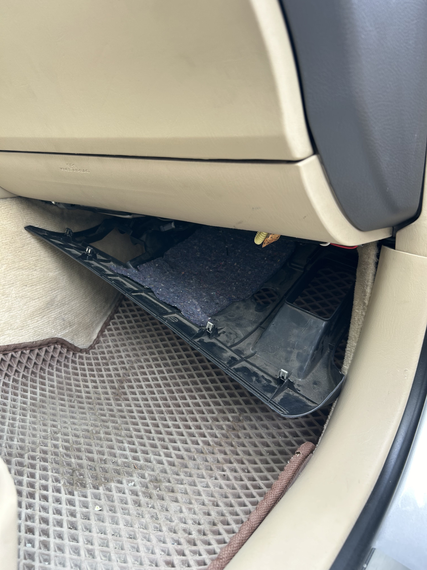 Утечка электричества или замена моторчика печки — Lexus GS (S190), 3 л ...