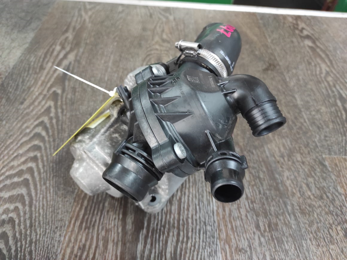 Замена помпы электро — BMW X6 (E71/E72), 3 л, 2009 года | визит на ...