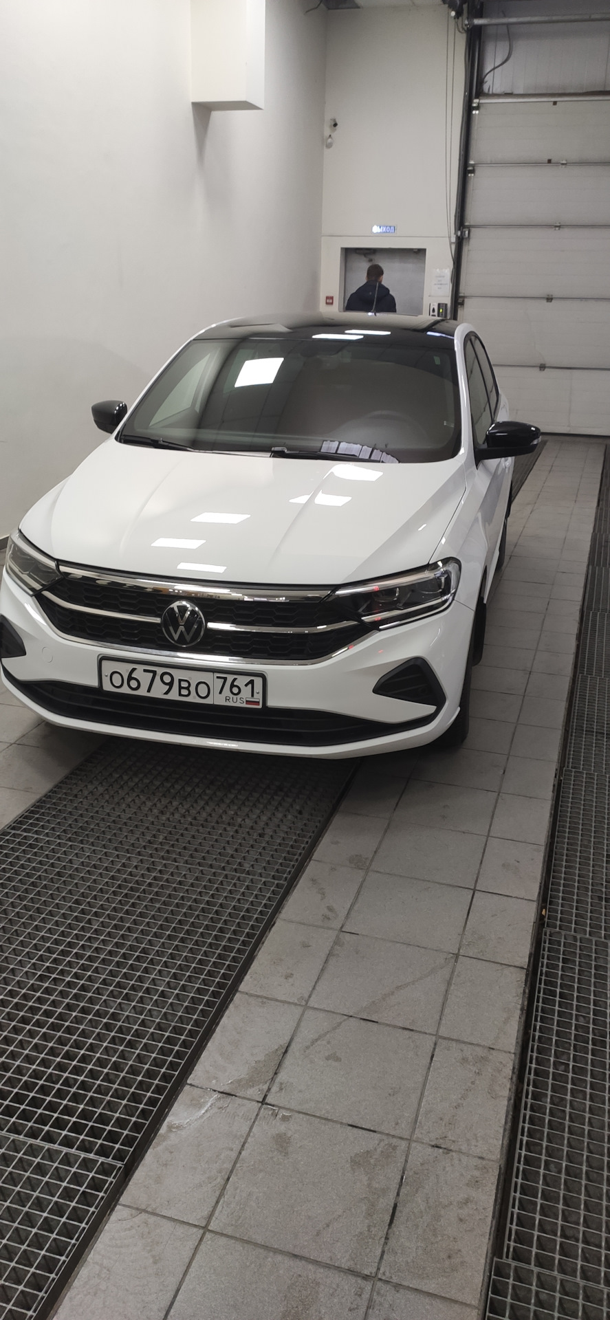 #26 Замена стекла — Volkswagen Polo liftback, 1,4 л, 2021 года | визит ...