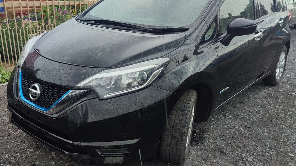 Nissan Note (2G) 1.2 гибридный 2019 | BLACK RACCOON на DRIVE2