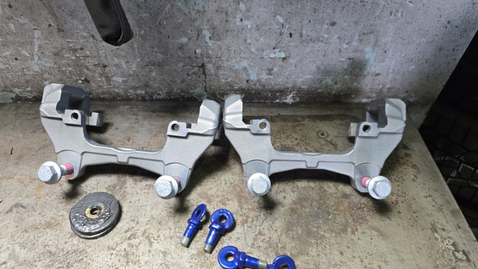 Тормоза — Volvo XC90 (2G), 2 л, 2018 года | тюнинг | DRIVE2