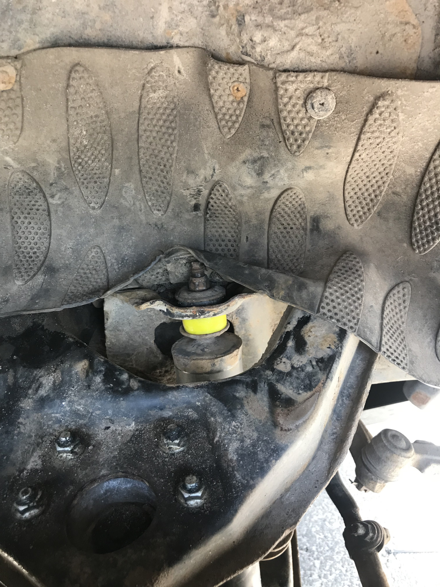 Замена рулевых тяг 130 4Runner(surf) — Toyota 4Runner II, 3 л, 1993 ...