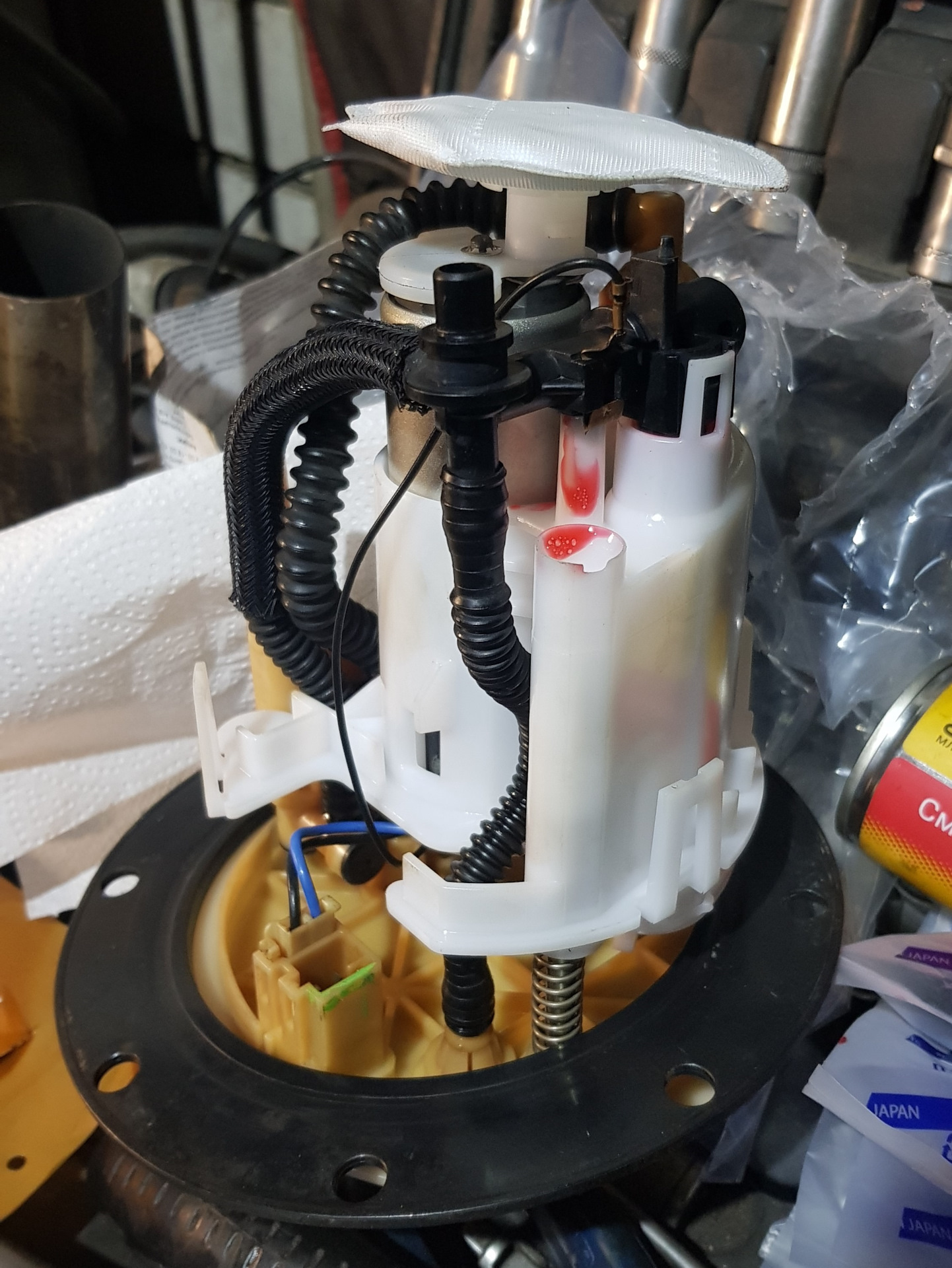 Топливный насос DW65c и замена фильтров — Subaru Legacy (BL/BP), 2 л ...