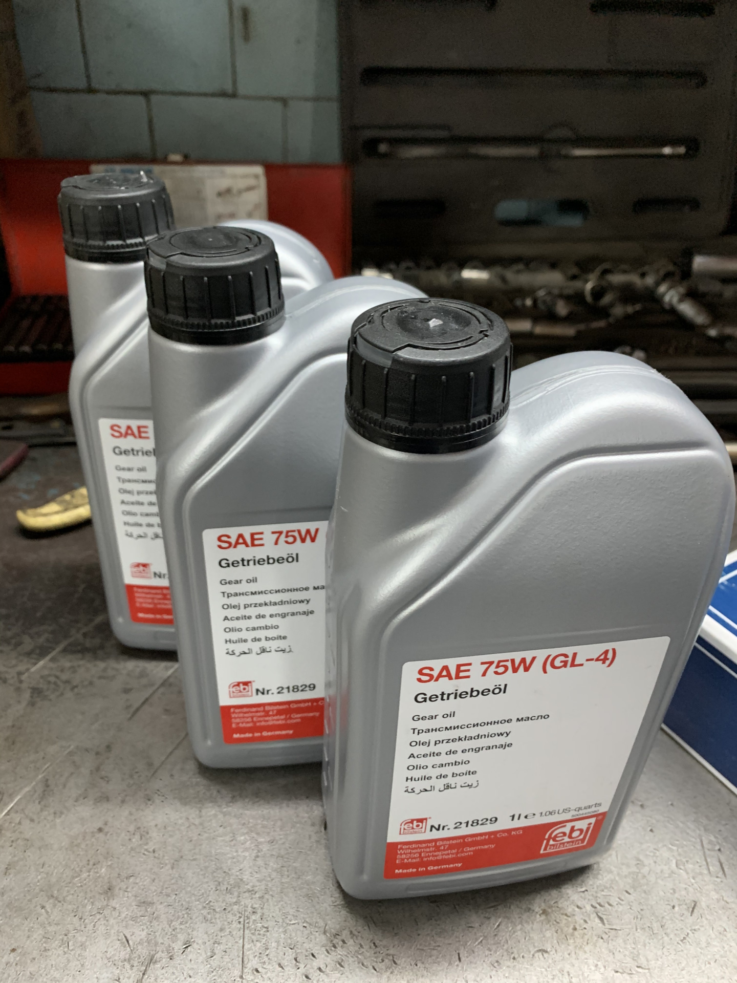 В новый год с новой коробкой ) — Volkswagen Transporter T5, 2,5 л, 2006 ...