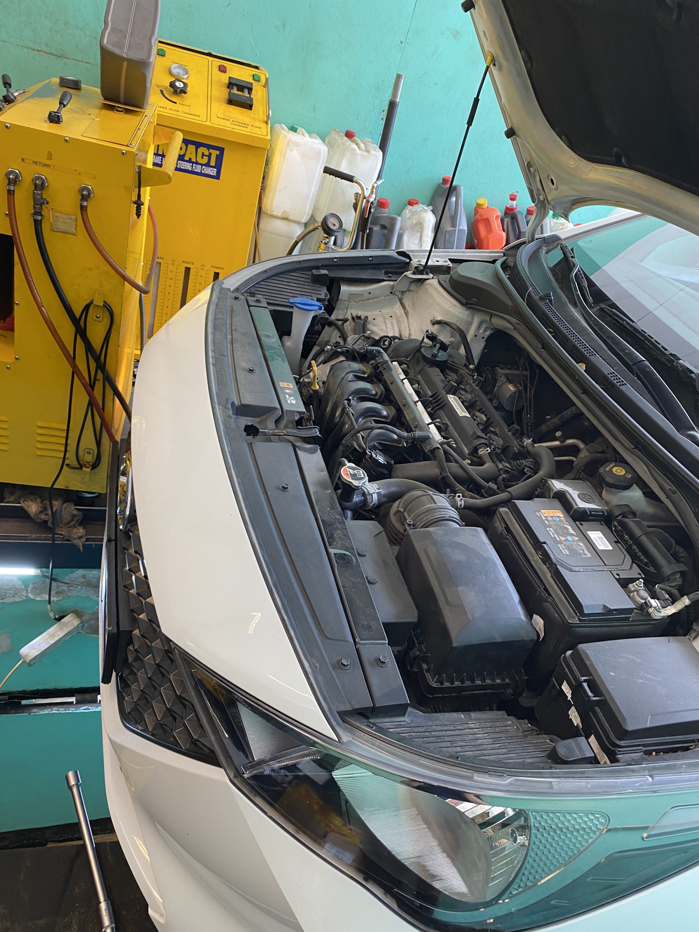 Замена масла в АКПП — Hyundai Accent (4G), 1,6 л, 2014 года | плановое ...