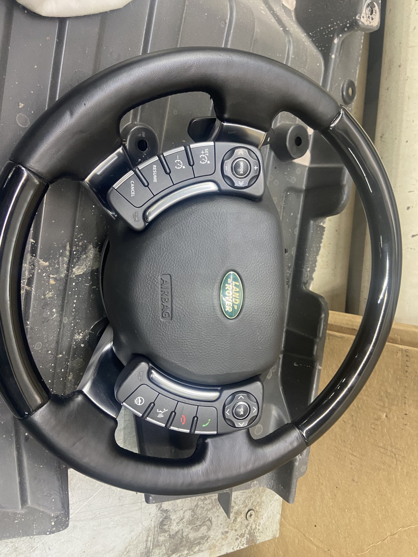Добавим чуть комфорта. Новый руль — Land Rover Range Rover (3G), 3,6 л ...