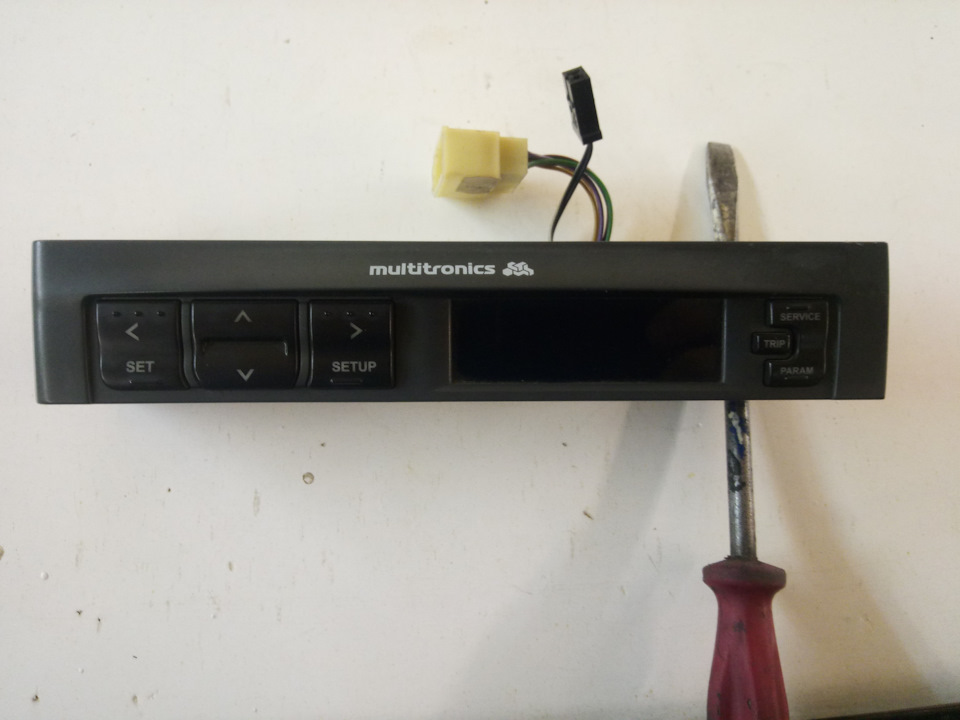 Бортовой компьютер Multitronics X150 — Lada 4x4 3D, 1,8 л, 1999 года | аксессуары | DRIVE2