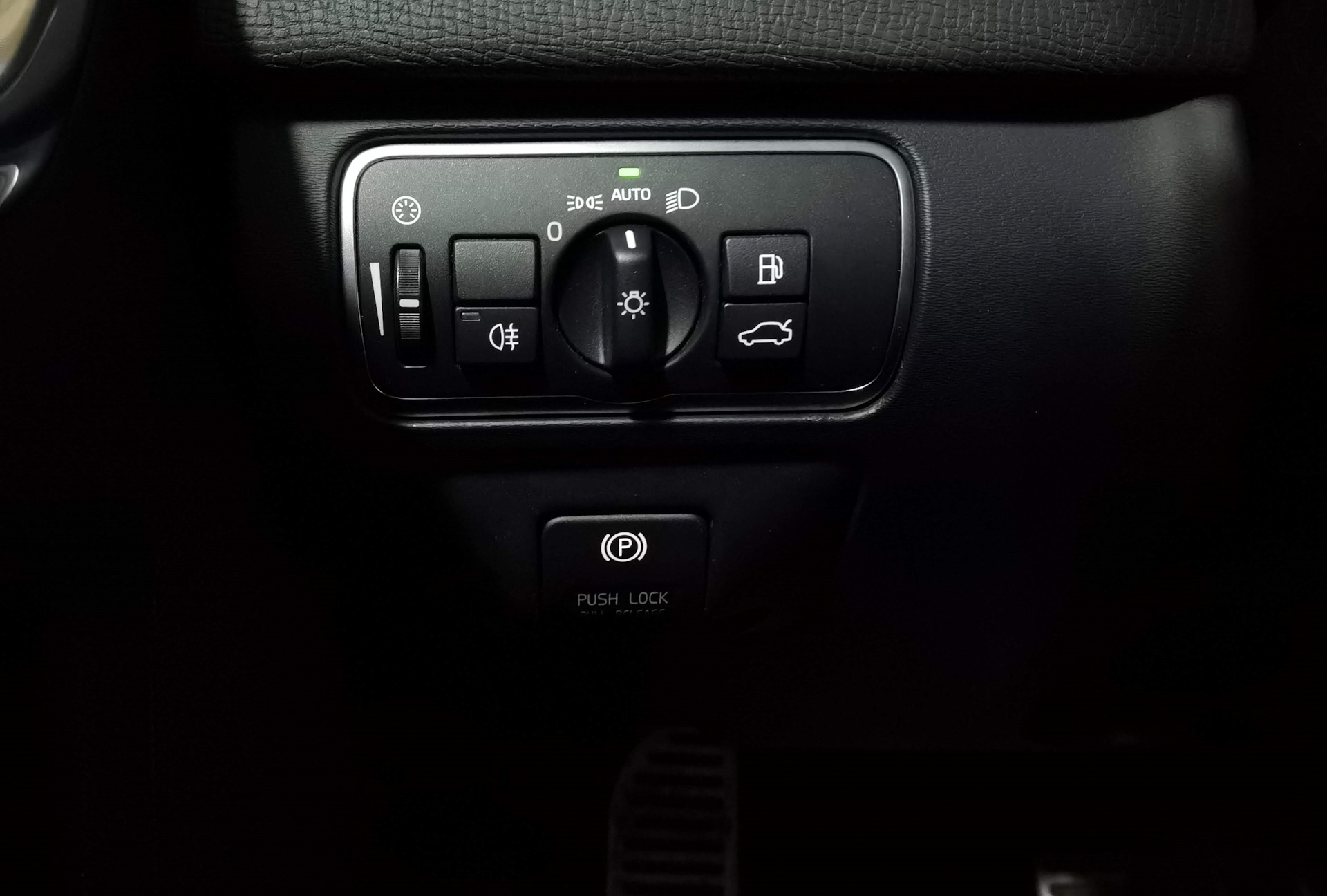 Полный пересвет салона, белая подсветка — Volvo XC60 (1G), 2,4 л, 2013 ...