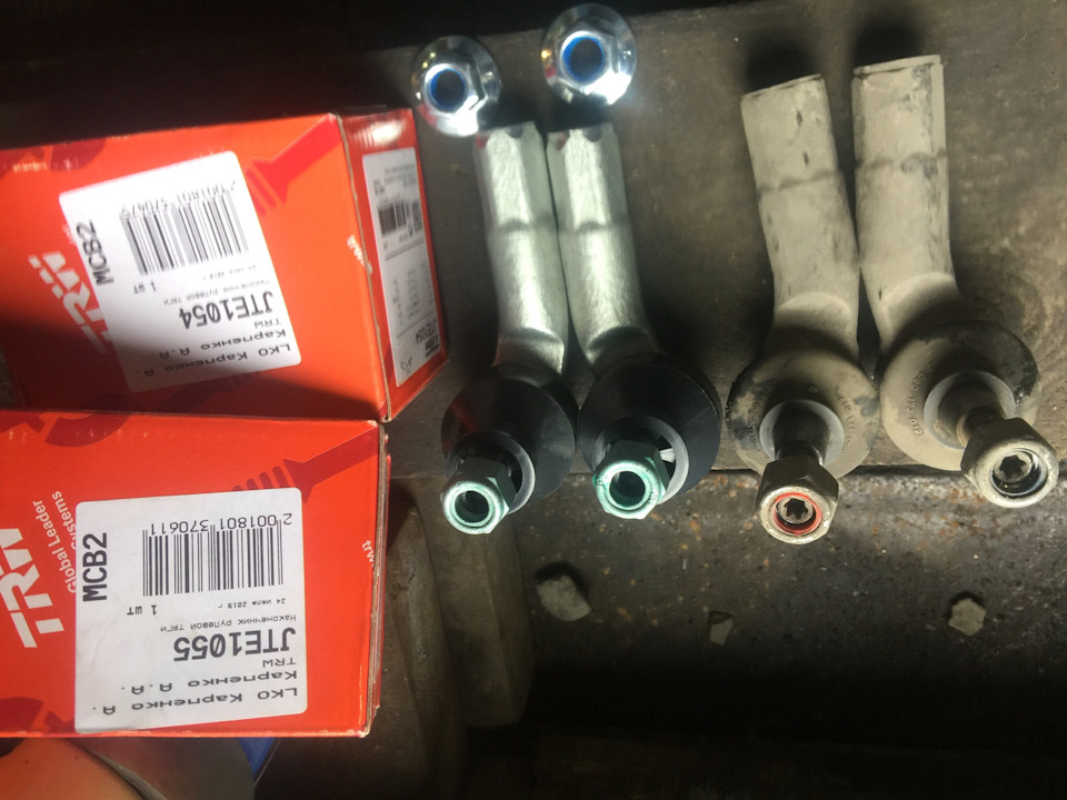 Замена подушек — Skoda Octavia RS A5 Mk2, 2 л, 2010 года | своими ...