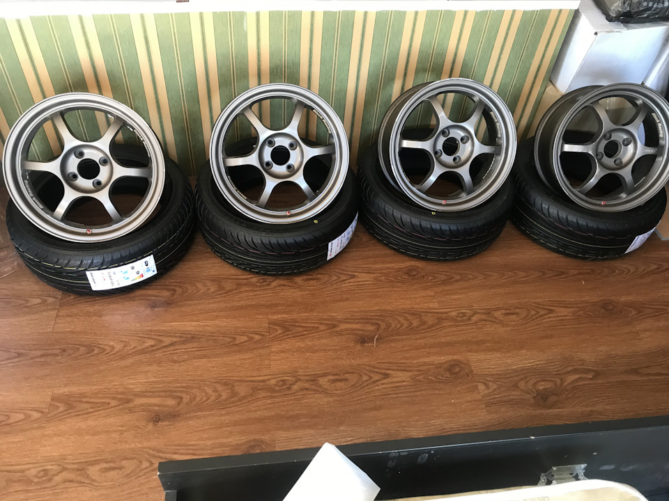 Black Racing Pro N1 16r 6,5j 38et — Toyota Corolla Ceres, 1,6 л, 1993 ...