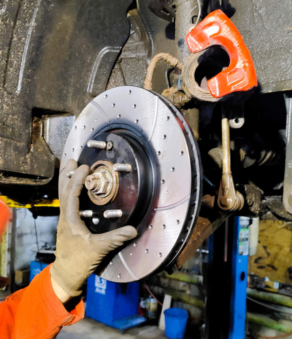 🐢_New brakes Gerat + колодки SpeedMate_🐢 — Hyundai ix35, 2 л, 2011 года ...