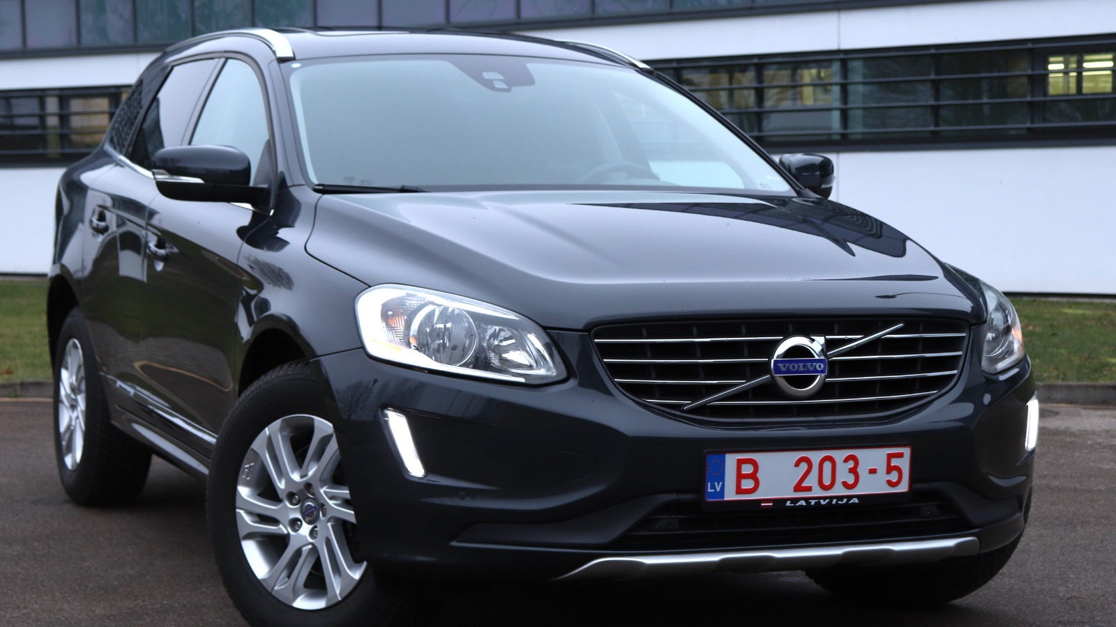 Volvo XC60 (1G) 2.4 дизельный 2015 | D4 AWD 2.4 181Hp MY2015 на DRIVE2