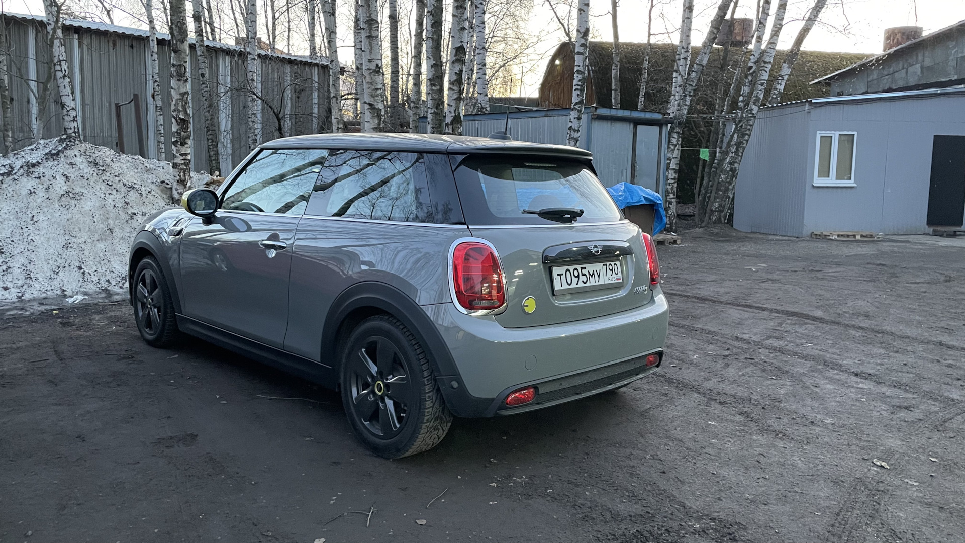 Колёса на лето: 18" Cross Spoke 506 — MINI Cooper SE, 2021 года ...
