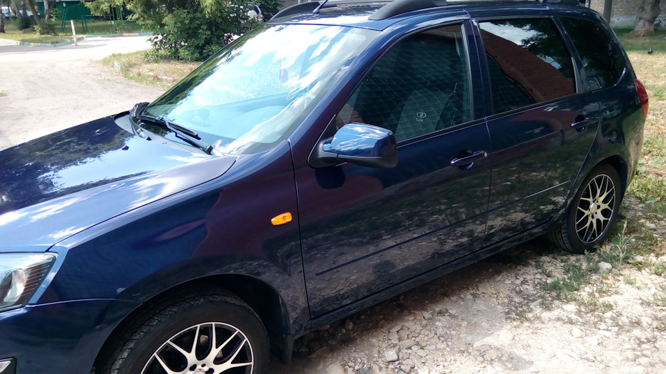 Ручки и накладки в цвет кузова. — Lada Калина Универсал (2G), 1,6 л ...