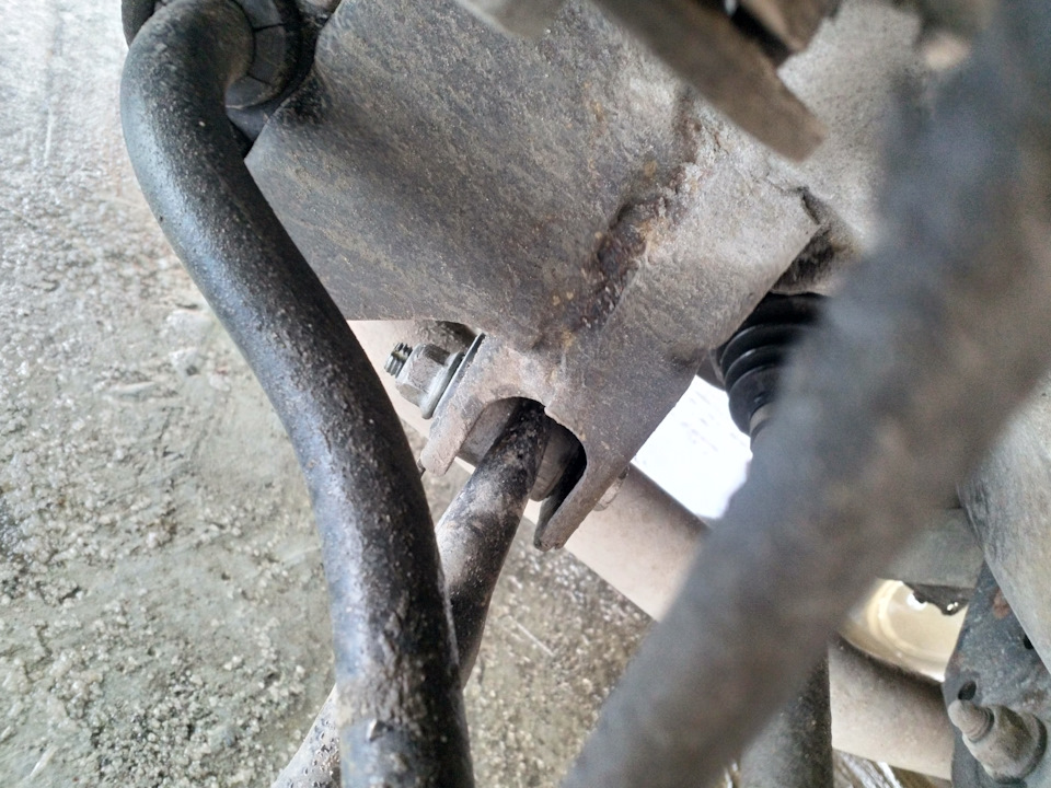 Развальные болты — Land Rover Freelander 2 (L359), 2,2 л, 2013 года ...