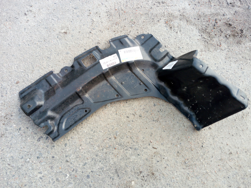 Пластиковая защита двс и мелочи — Toyota Echo, 1,5 л, 2000 года ...