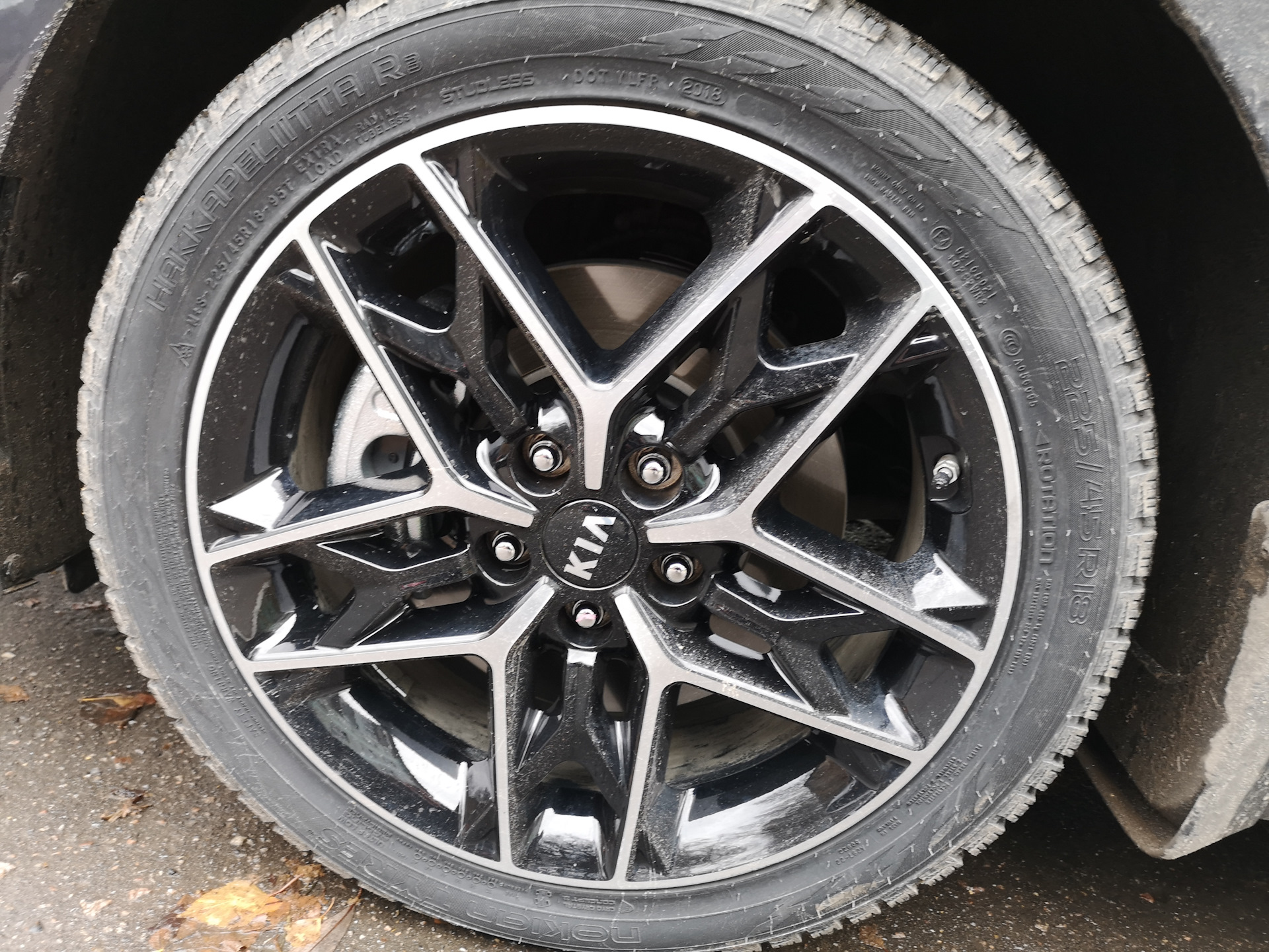 Nokian Hakkapeliitta R3 — KIA Optima (4G), 2 л, 2018 года | шины | DRIVE2