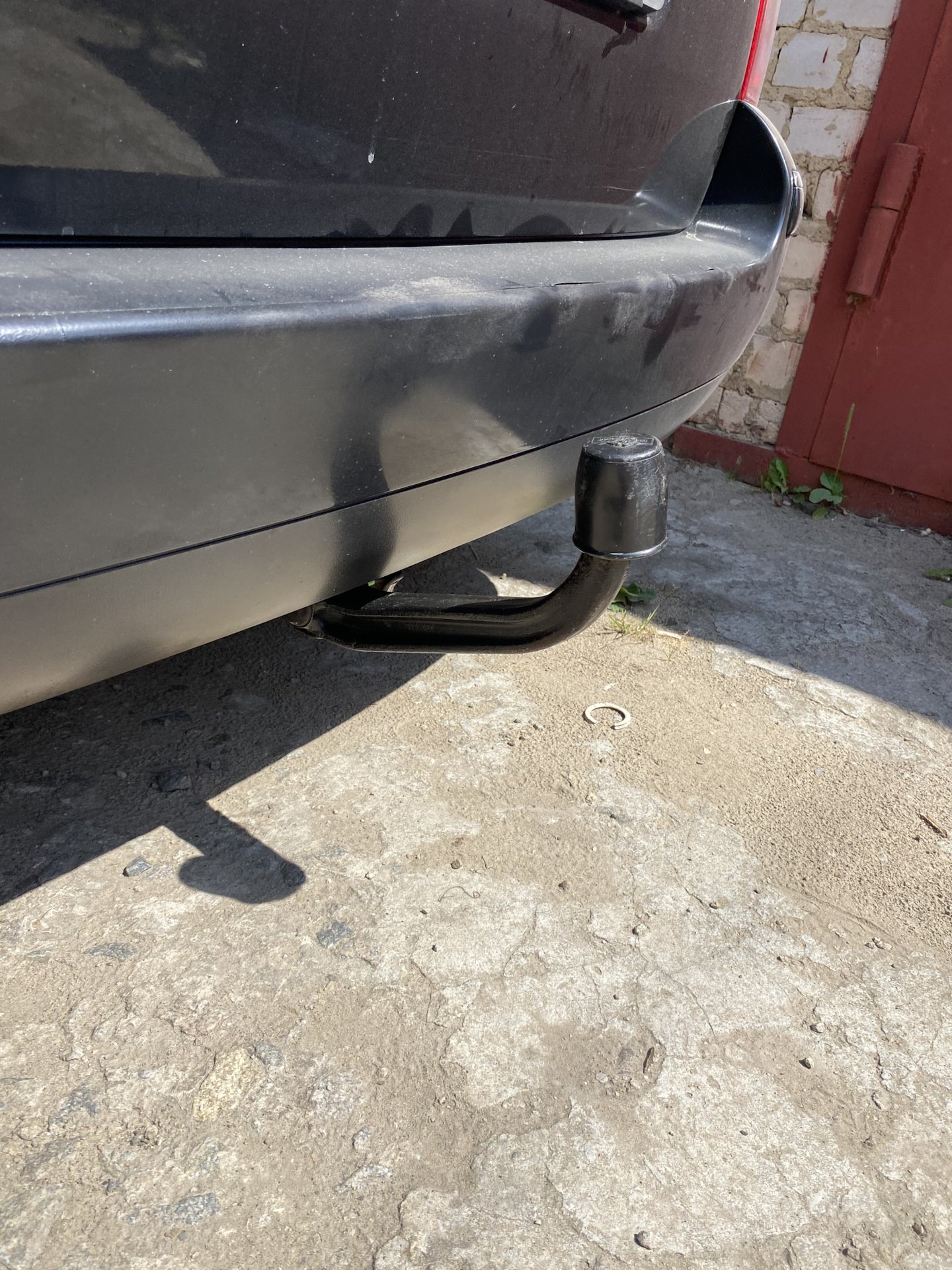 Крюк быстросъемный фаркопа (ТСУ) — Volkswagen Passat B5, 2,5 л, 2001 ...
