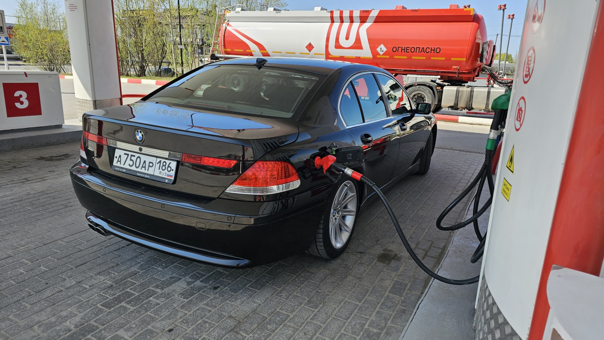 16. Первые 220 км прошел бодро, но с парой сюрпризов😎 — BMW 7 series (E65/E66), 4,5 л, 2001 года ...