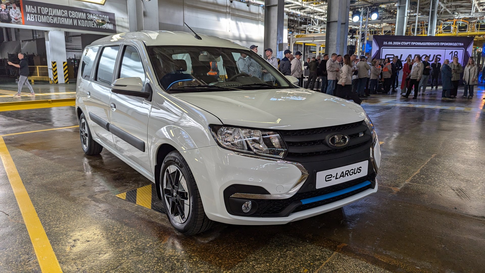 Lada e-Largus: запуск серийного производства электрокара по цене от 3 млн рублей — «Новые модели ...