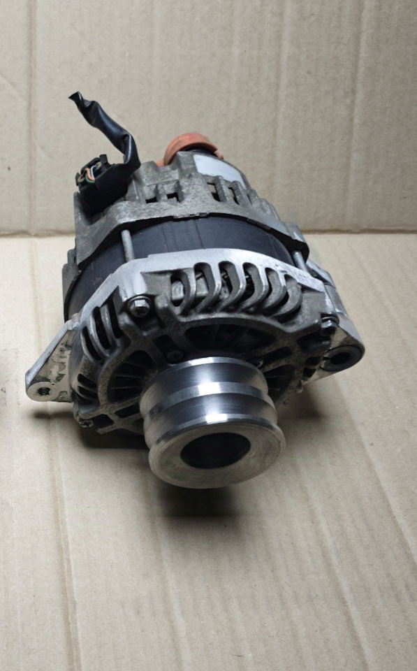 Генератор 150 Ампер 1KZ-TE на Toyota Surf (185), Toyota Surf (130 ...