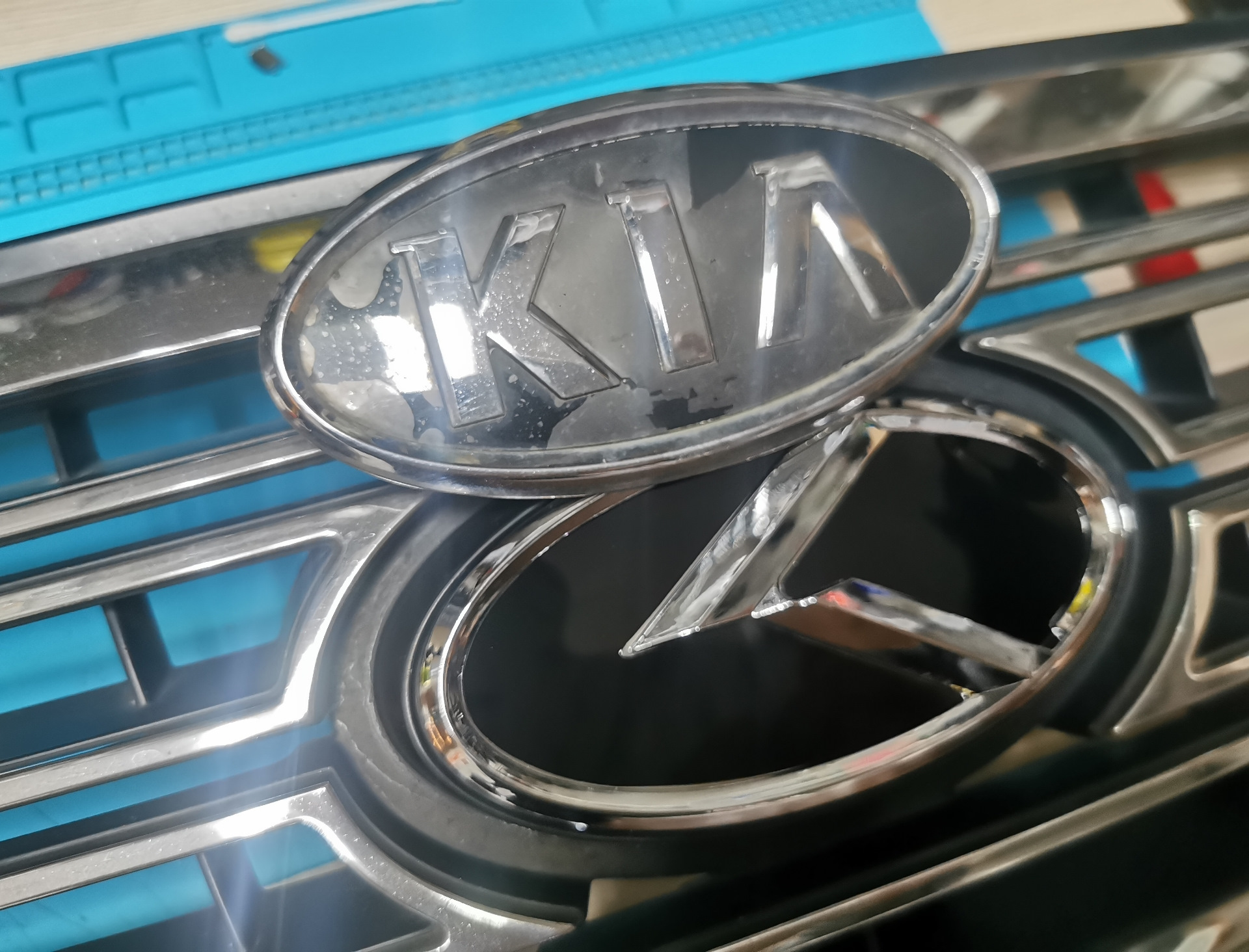 Пришла решетка :) — KIA Magentis II, 2 л, 2008 года | стайлинг | DRIVE2