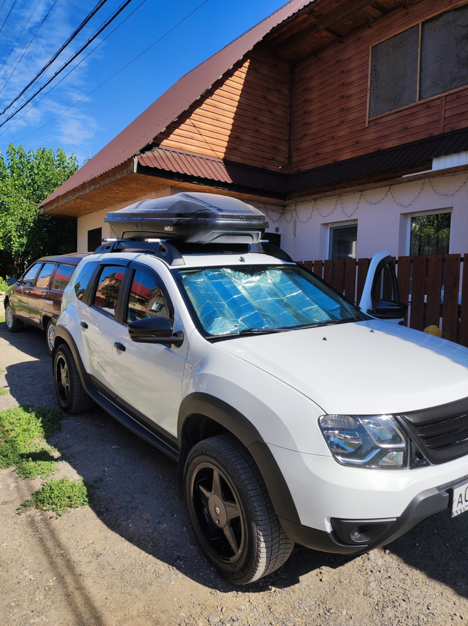 Кофр на крышу — Renault Duster (1G), 2 л, 2015 года | аксессуары | DRIVE2