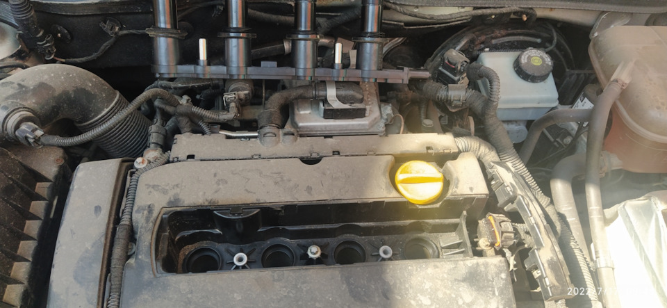 Замена масла и свечи — Opel Astra H, 1,6 л, 2010 года | плановое ТО ...