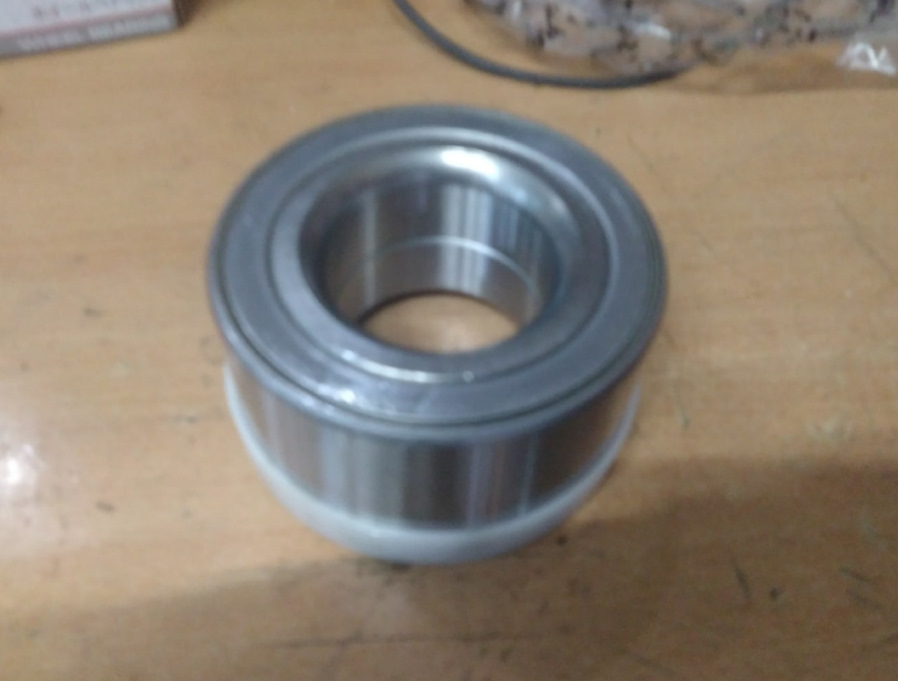 Замена ступичного подшипника — Ravon R4, 1,5 л, 2017 года | визит на ...